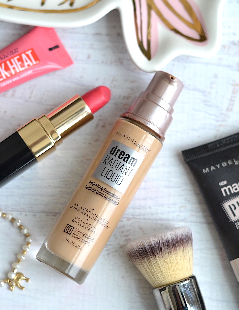 Good to Glow! Maybelline Dream Radiant Liquid Foundation