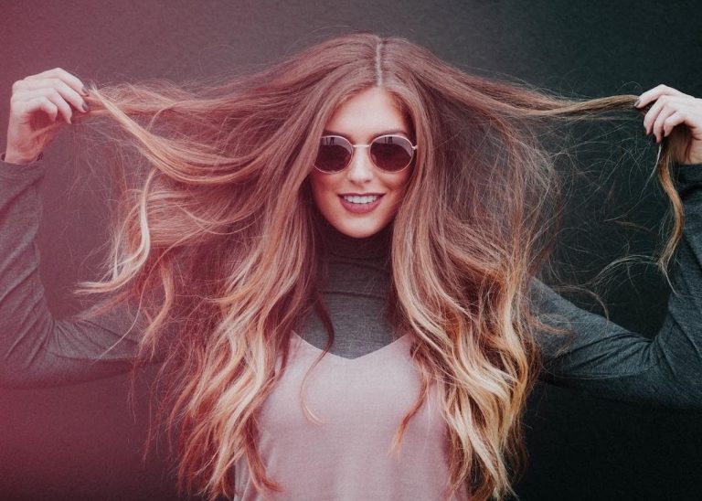 Hair Care Tips for Women: How to Choose the Right Pomade for Your Hair